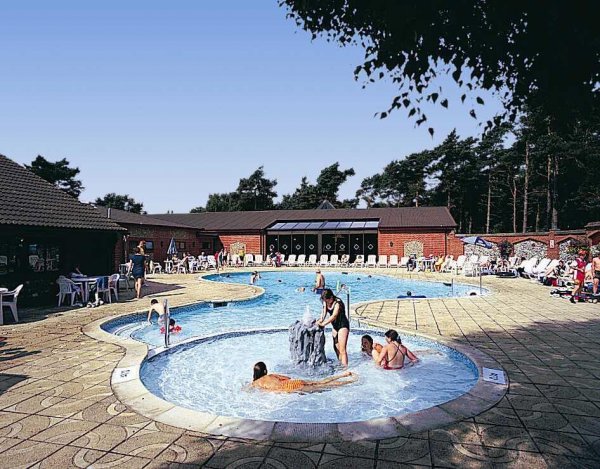 An Amazing Alternative To Centre Parcs – Kelling Heath Holiday Park ...